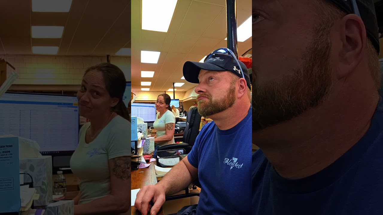 #couplehumor #couplecomedy #foryoupage #smallbusiness #justforfun #marriagegoals #marriedlife