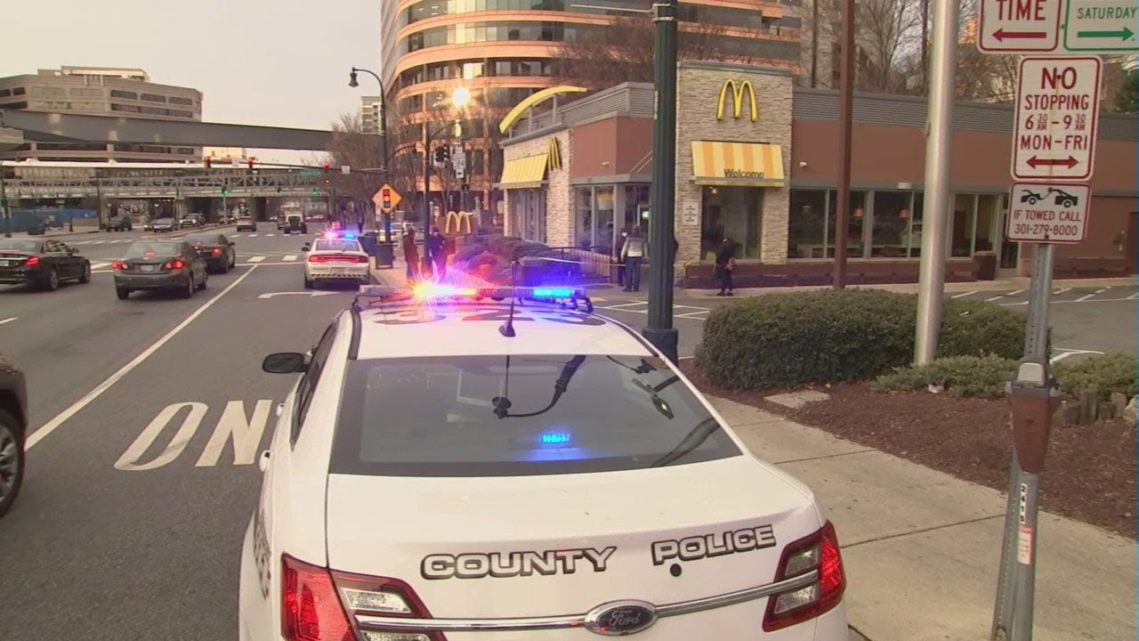 2 men stabbed at Silver Spring McDonald's; police search for suspects | FOX 5 DC