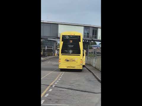 In Bolton Interchange we see Go North West Wright Streetdeck 3471, in Bee Network livery.