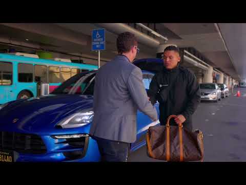 LAX Valet Service, Curbside valet parking at Los Angeles International Airport