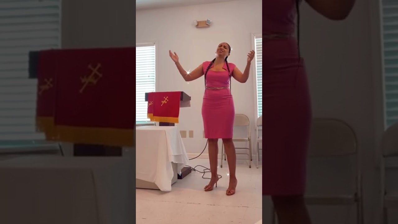Hire Oya - R&B Vocalist in New York City, NY | GigSalad