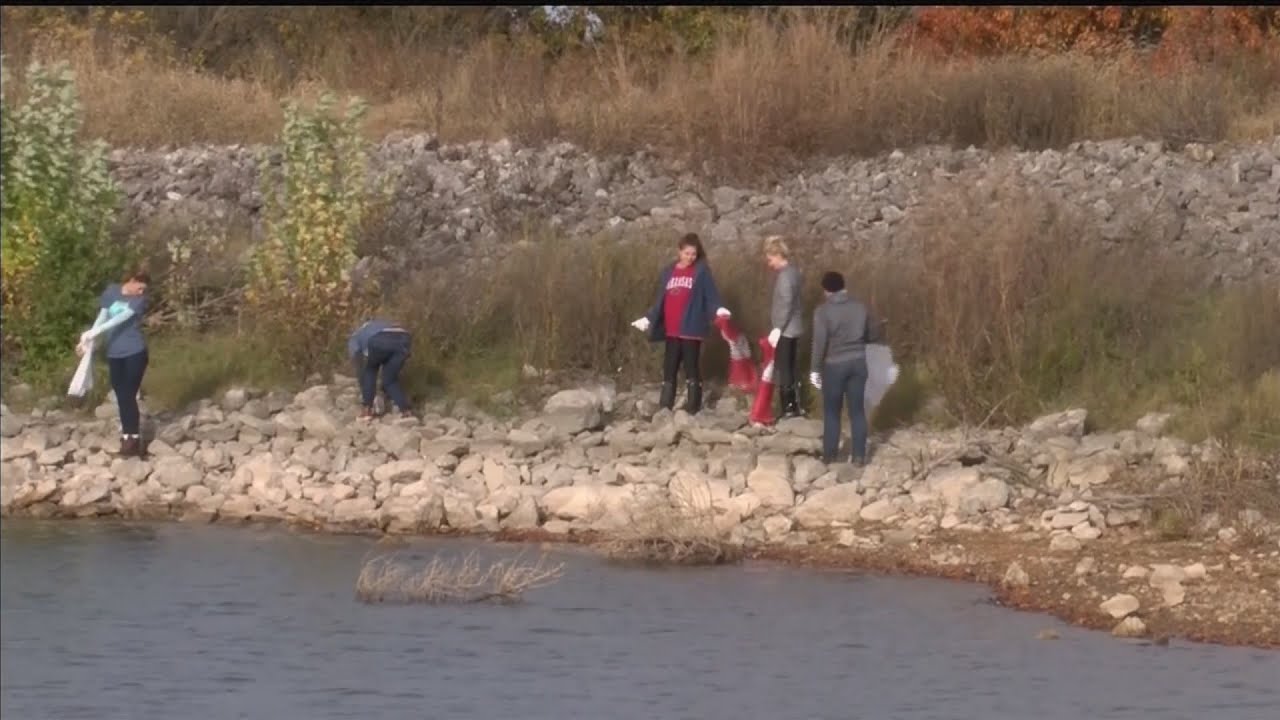NWA Community Help Clean Up and Remove Litter
