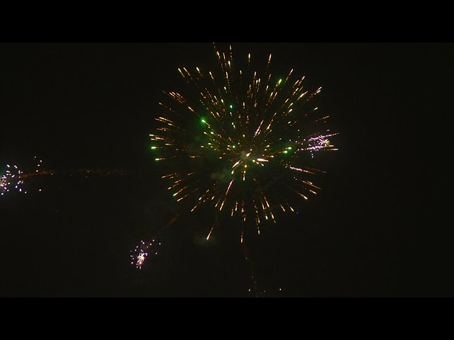 Салюты до 50 залпов