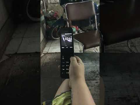 WTF DID I BOUGHT FAKE NOKIA 2720?.