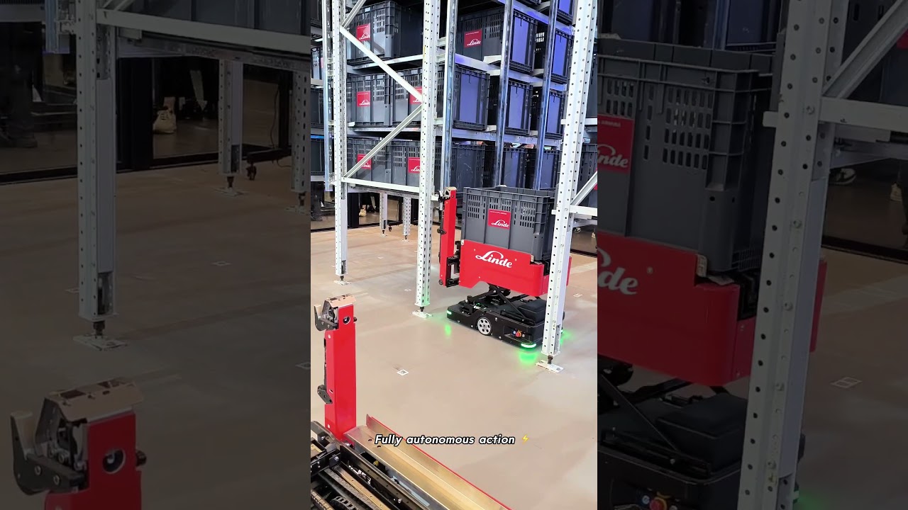 Next Level Warehouse Robot Climbing Racks🤖