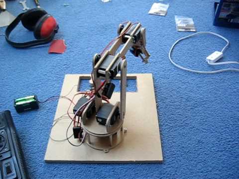 Robotic arm with 7 servos by jjshortcut - Thingiverse