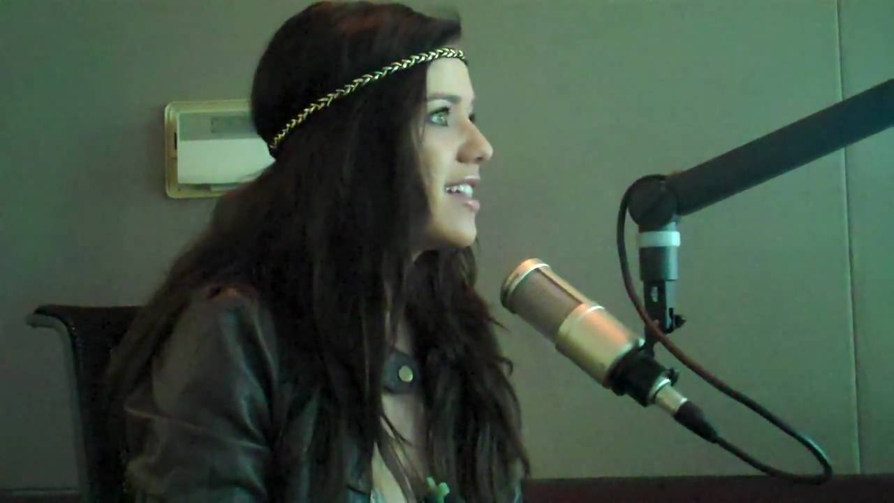 Tess Taylor In Studio with CRASH 2