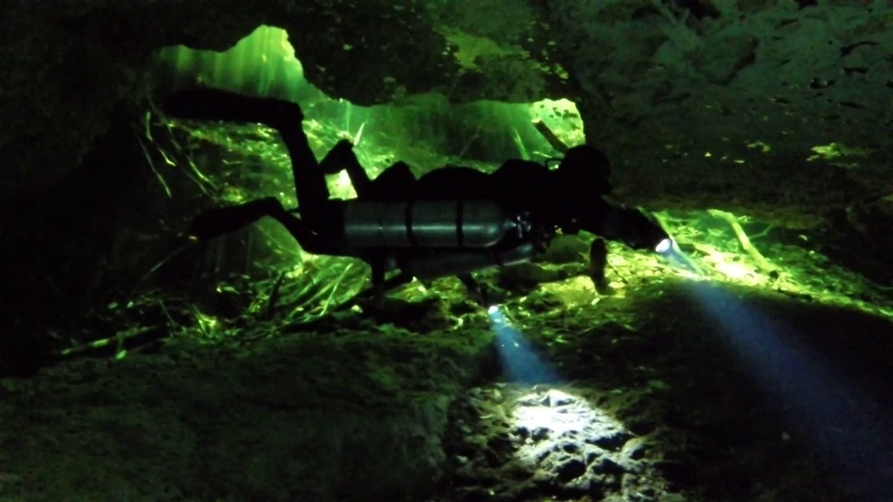 Sidemount Diving in Cenote(Green Sun Rays), Playa Del Carmen, Mexico
