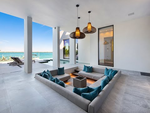 VIP Broker's Open House Inside Architectural Masterpiece in Miami Beach