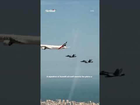 A squadron of Kuwaiti aircraft escorts #UAE President's plane on Sunday
