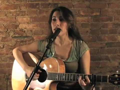 Sheri Miller- “Right Here, Right Now” LIVE Acoustic Peformance – XOXO ...