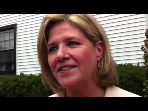 Horwath would keep beer, wine in LCBO stores