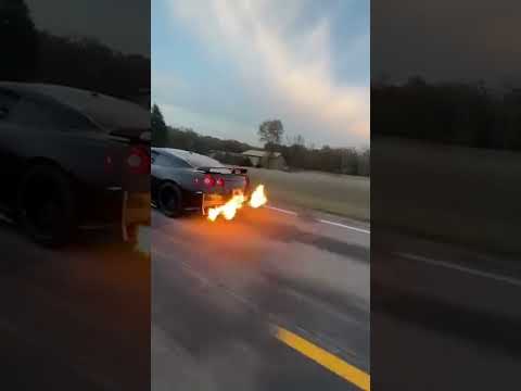 Nissan GTR vs Toyota Supra: Ultimate Showdown! ???????? #Shorts