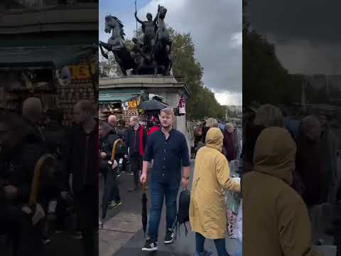London City Tour Walking