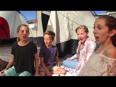 Learn English Words! Sign Post Kids goes camping!