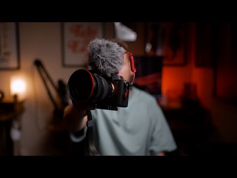 Tamron 20-40mm with Sony A7 IV (low light) (A062)