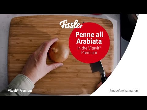 Penne all Arabiata in the Vitavit® Premium pressure cooker