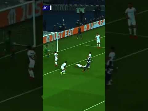 Idrissa Gueye ~ Invincible
