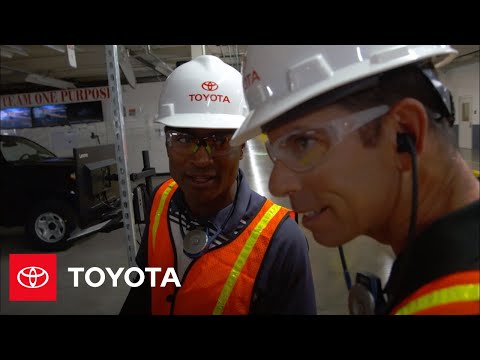 Team Toyota: Athletes Visit Toyota Motor Manufacturing Texas in San Antonio | Toyota
