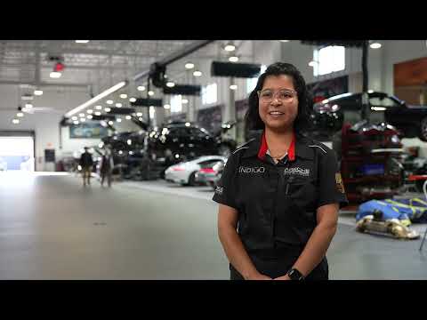 Not Made for a Desk: Auto Graduate Jennifer Carbajao’s Story | UTI