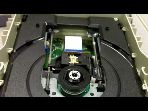 Fixing a stuck CD/DVD tray | XiaoNoSekai