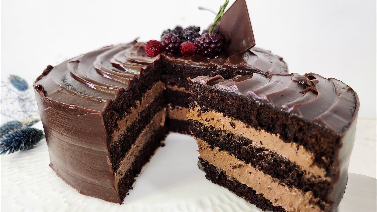 The Best Three-Layer Chocolate Cake Recipe with Chocolate Buttercream Frosting | Snowuri Baking