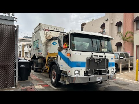 City of San Diego environmental services autocar heil rapid rail on morning trash!!