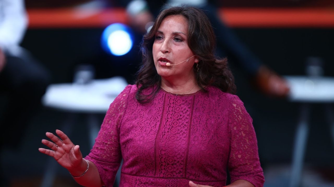 Vice President Boluarte: I ask Congress to allow Pedro Castillo to finish his term.