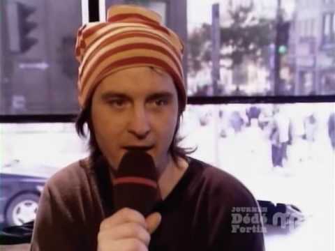 Dédé Fortin Les Colocs 1997 entrevue (dehors Novembre)