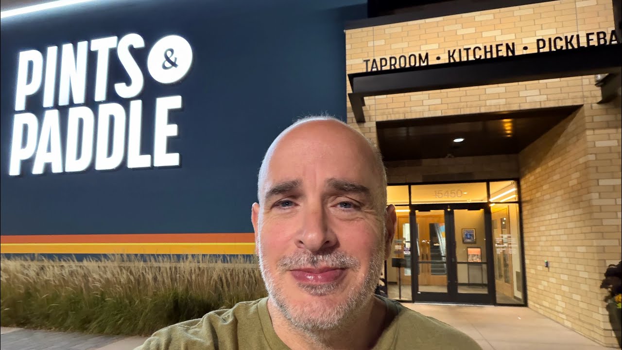 Trying Pints & Paddle Taproom/Kitchen/Pickleball in Maple Grove, MN-
