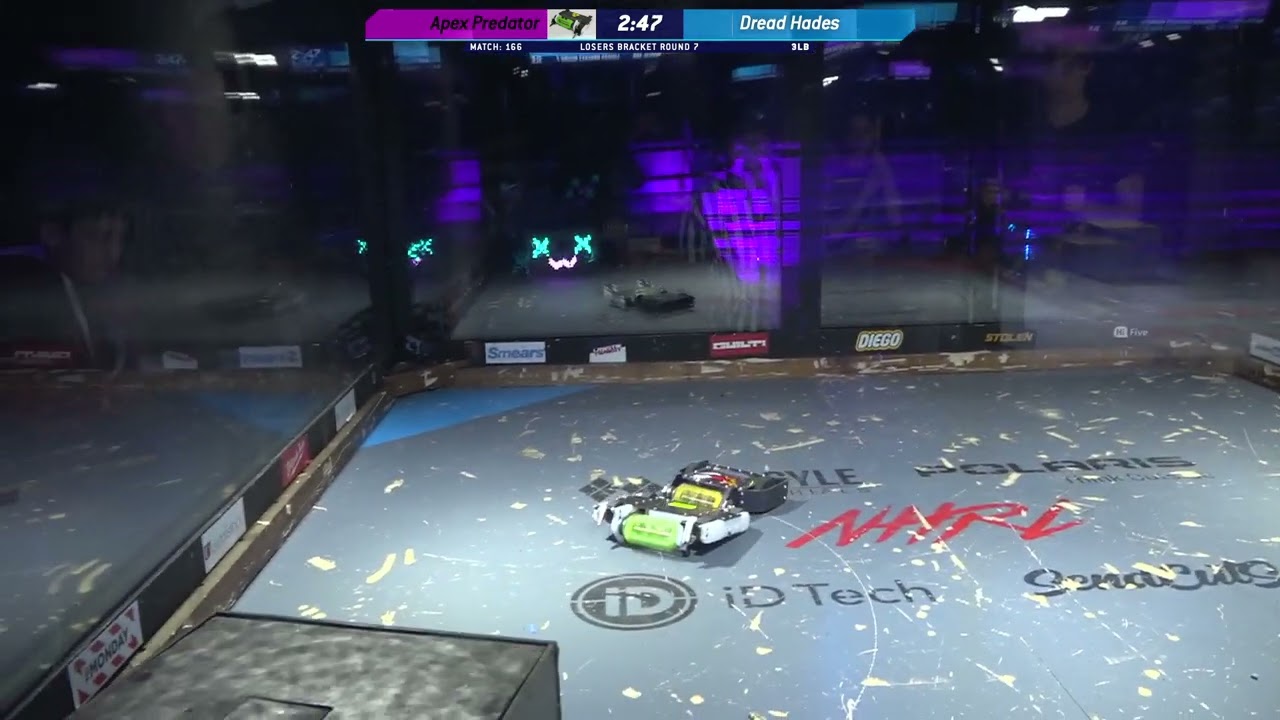 Apex Predator vs Dread Hades - 3lb Robot Combat