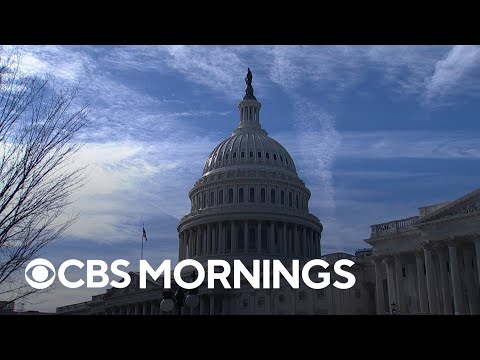 Senators introduce airline passenger bill of rights following Southwest meltdown