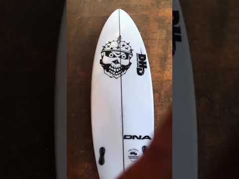 Design Your Surfboard 🙃 #diy #surfboards #art #surf #paint #painting