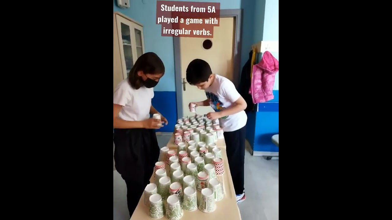 Students from 5A played a game with irregular verbs.#english #ingilizce #games