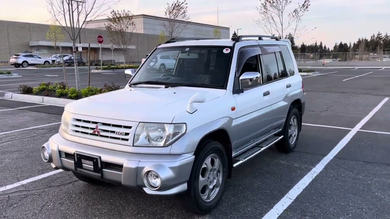 1998 Mitsubishi Pajero IO 4WD super select 1.8L automatic transmission RHD JDM