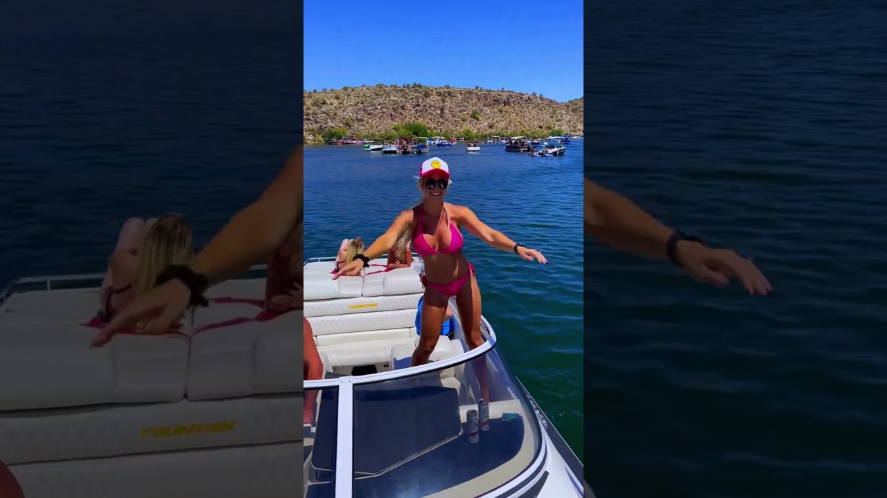 Life on the water 🥰 #youtube #shortsvideo #beautiful #model #travel #onthewater #summer #havingfun