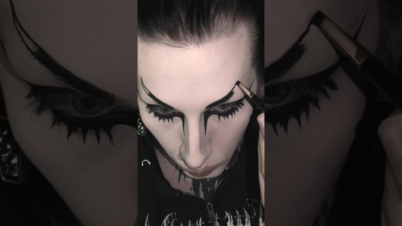 Simple Dramatic Goth Makeup Tutorial 🎵 #gothmakeup