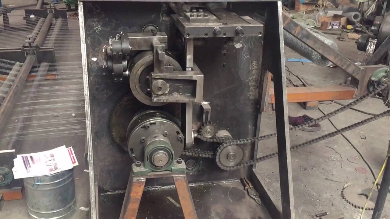 forward and backward twisted hexagonal wire mesh weaving Machine