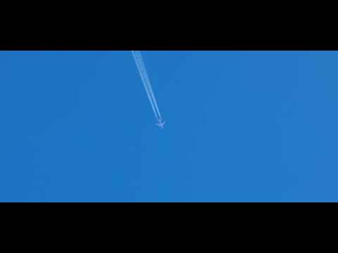 DHL 777 from Cincinatti to Leipzig over Liverpool Airport