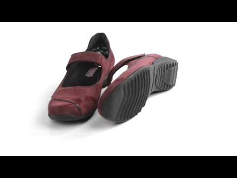 Munro American Journey Mary Jane Shoes - Nubuck (For Women)