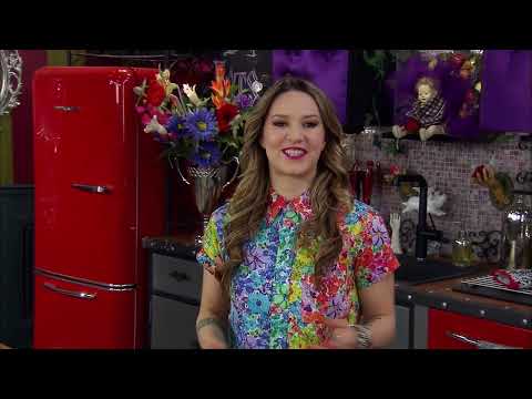 Bitchin' Kitchen S03E13 - "Trendy Eats"