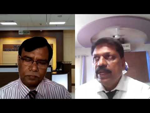 Mr. P Sarkar, Insurance Institute of India talking to Mr. Rahul Jadhav President, IIISLA