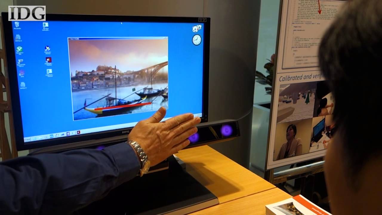 Kinect sensor translates sign language