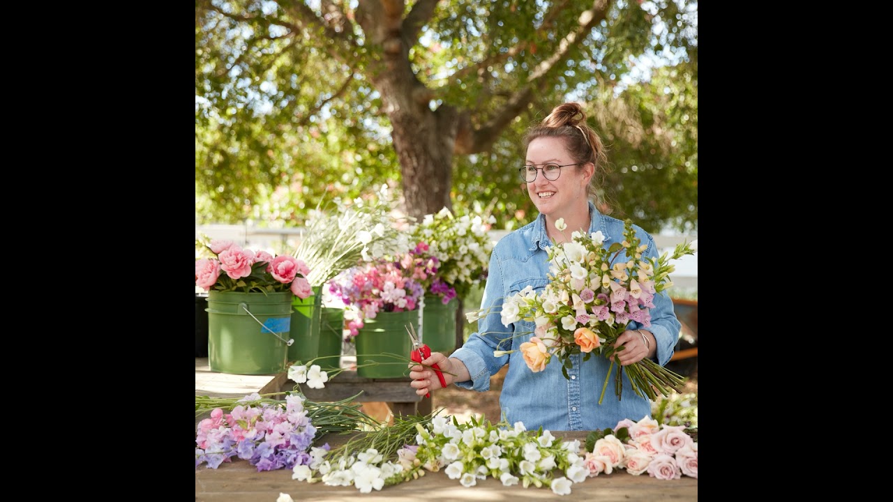 How to price your flowers with Lennie Larkin of Flower Farming for Profit