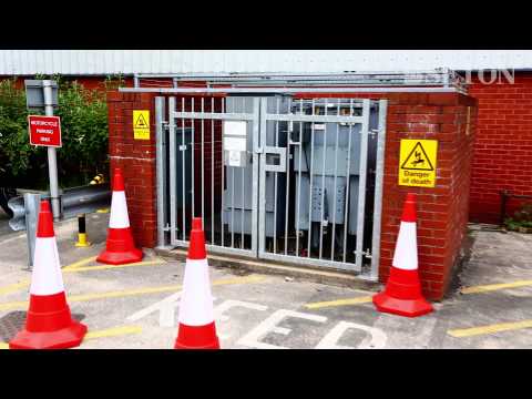 Retractable Cone Bar Barrier | Seton UK