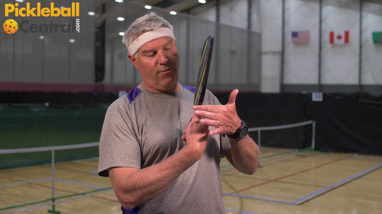 Review of the Rally Graphite Pickleball Paddle