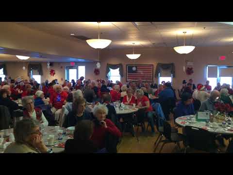 Fifth-graders sing Christmas carols to Saugus senior citizens