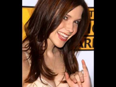 Actress Sophia Bush