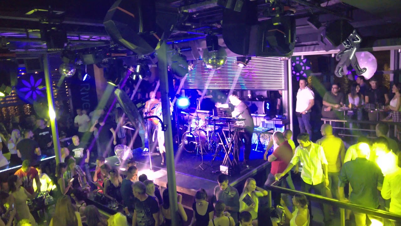 Marina Viskovic-Besedini,Ona ne zna-Splav River-Belgrade