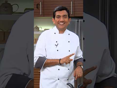 Get a taste of Mumbai’s 'Kanda Pohe' and bring this #StreetFoodRecipe to your home! 👌 #ytshorts
